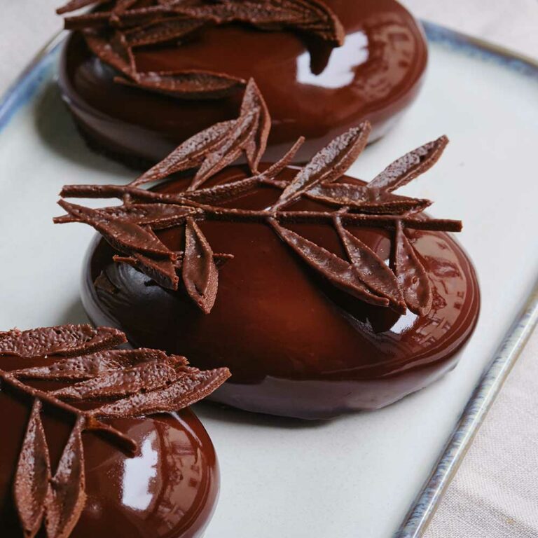 Les pâtisseries intemporelles de Nina Métayer à Paris Délicatisserie Paris